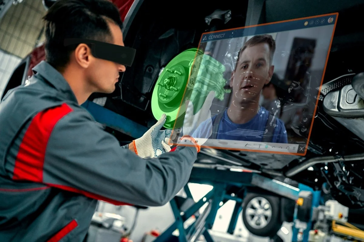 RealEye - Live AR Remote Assistance Communication Platform